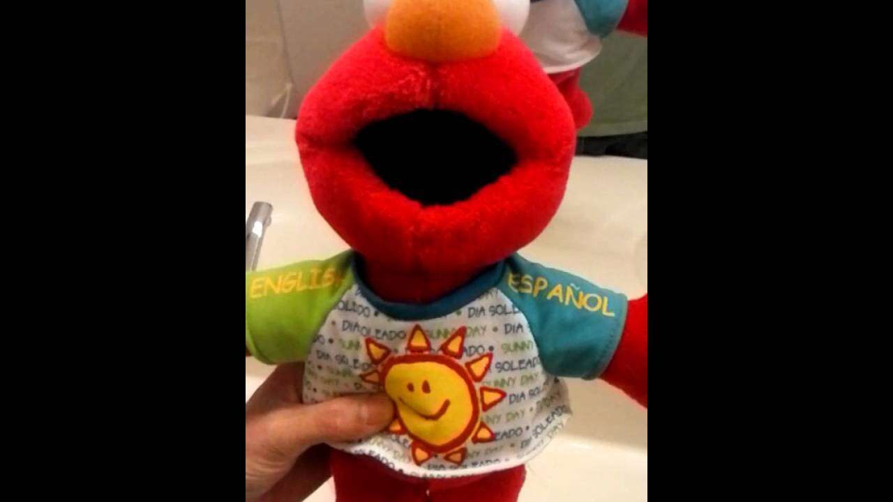 BROKEN ELMO DOLL WITH A DAMAGED SPEAKER!!! - YouTube