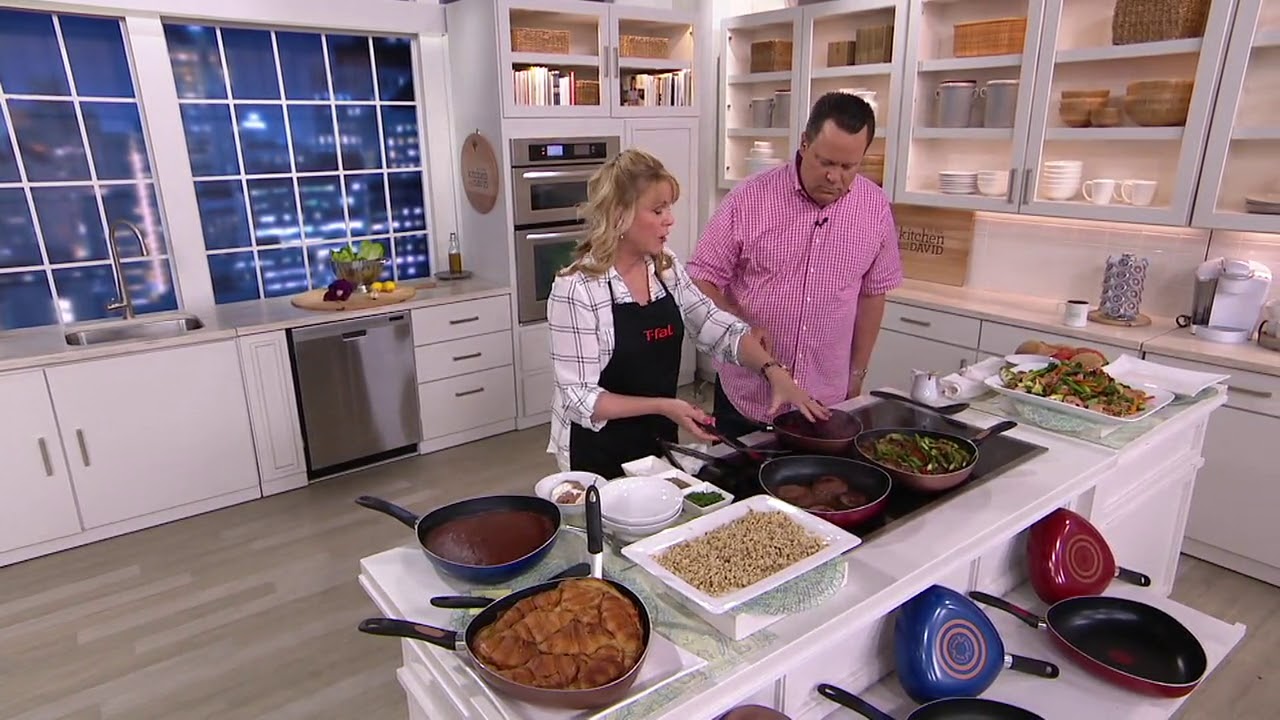 T-Fal Nonstick Triangle-Shaped 2-Pack Pan Set on QVC - YouTube