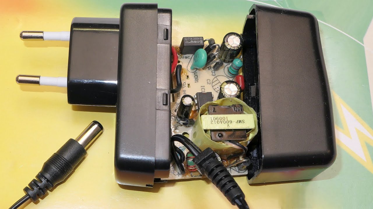 12V 0.6A flyback power supply (with schematic & waveforms) - YouTube