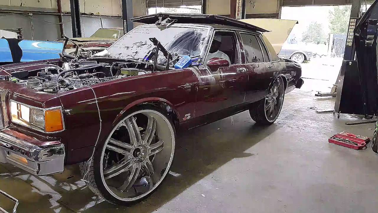 Bagged up BOX CHEVY ON 30'S - YouTube