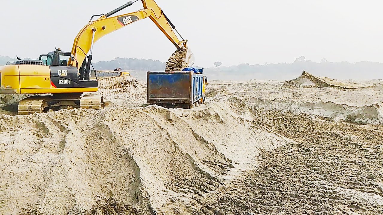 Cat Excavator 320D Working Loading Dump Truck // Excavator 844 - YouTube
