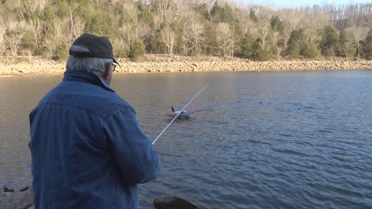 Slow Stick Float Plane - Normandy Lake - 3 -15 - 2018 - YouTube