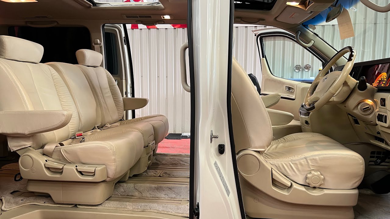 Nissan Elgrand Rider Four Wheel Drive, Twin Sunroofs, Full leather ...