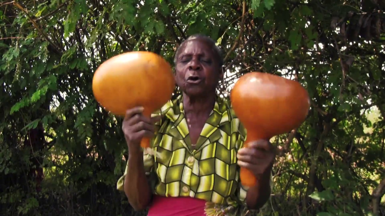 Music of Kuria, Kenya and Tanzania: Waisa Praise-Singing, Part 1 - YouTube