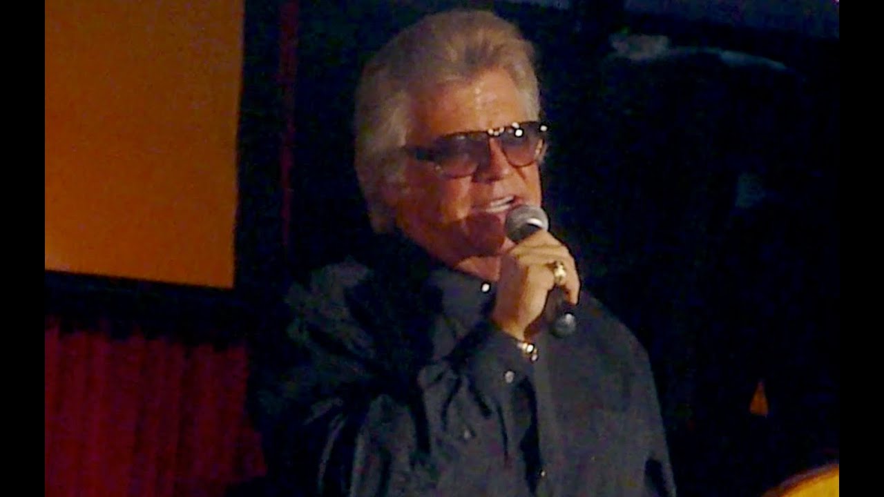 Chuck Rawlings - It's Only Make Believe - YouTube