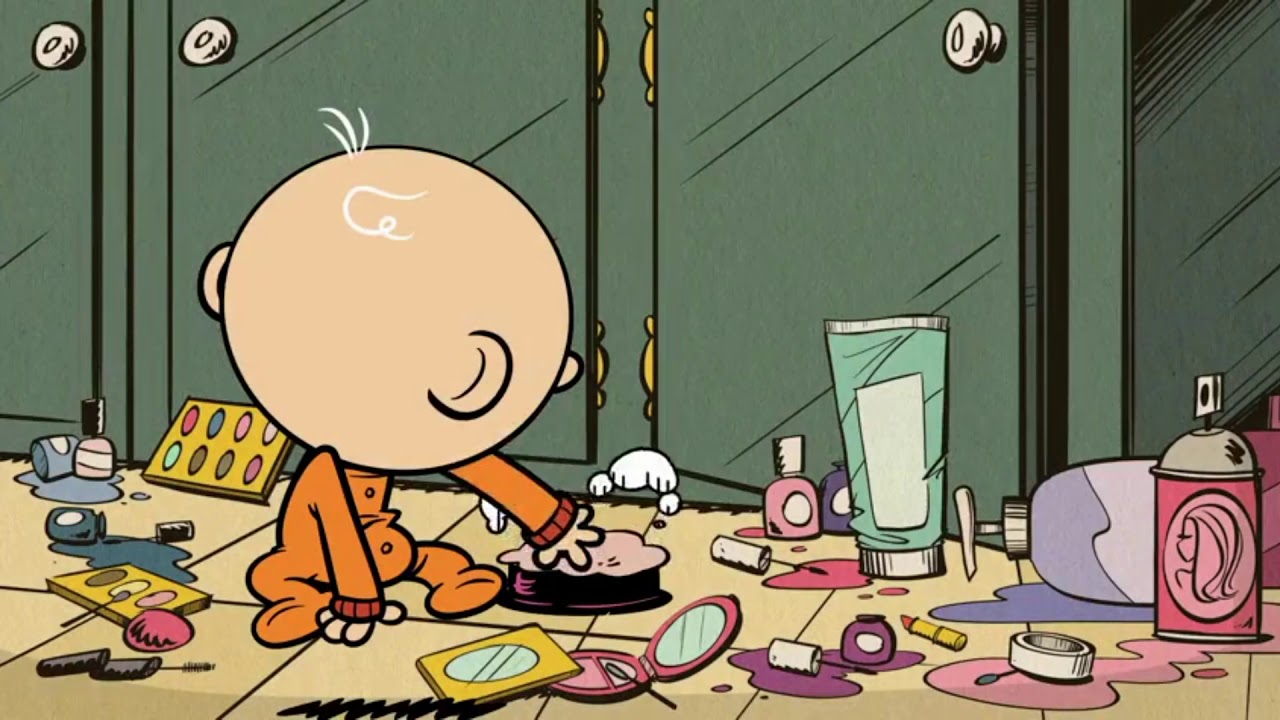 Baby Lincoln playing with makeup for 10 minutes - YouTube