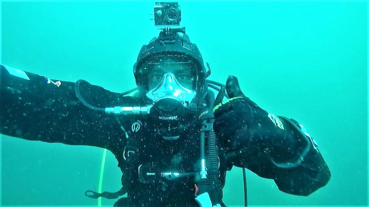 Shark encounter! Wreck Diving with Ocean Reef Full Face Mask. - YouTube