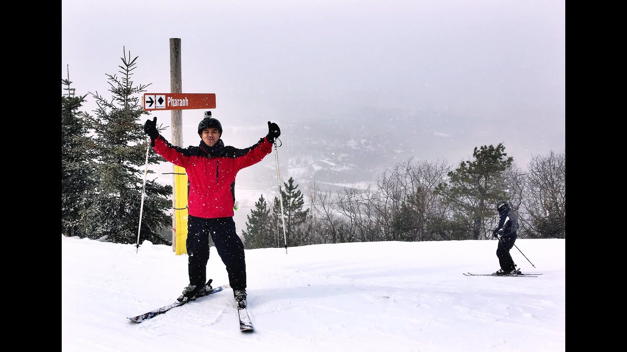 Night Skiing at Camelback Ski Resort - YouTube