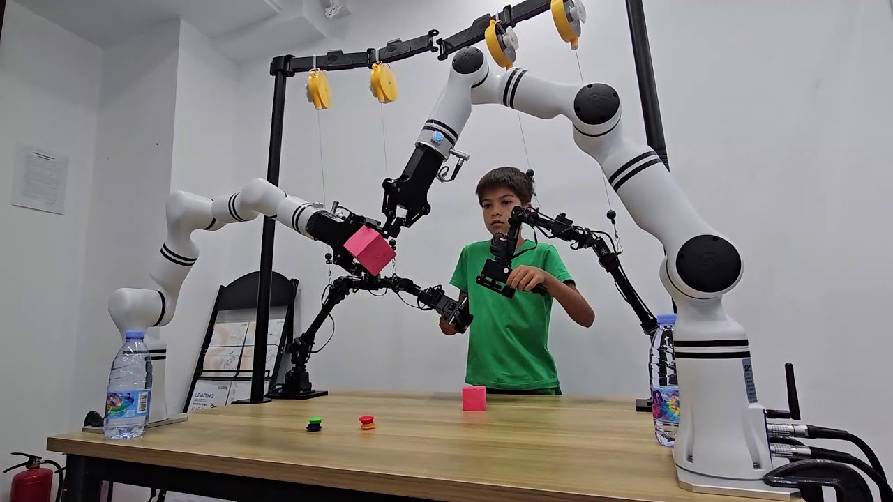 ALPHA + NOA Robot / Cobot Evaluation - YouTube