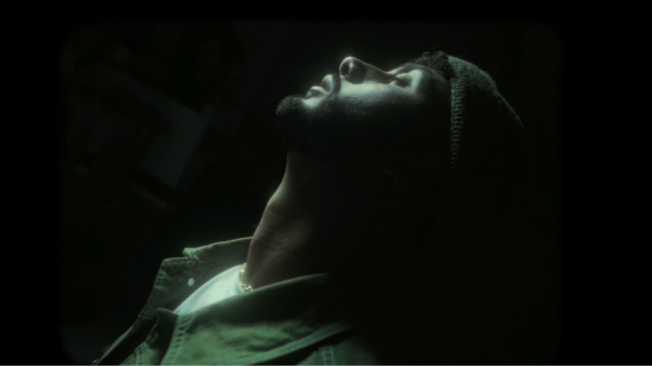 Manel Agredo - Sigo Feliz (Official Video) - YouTube