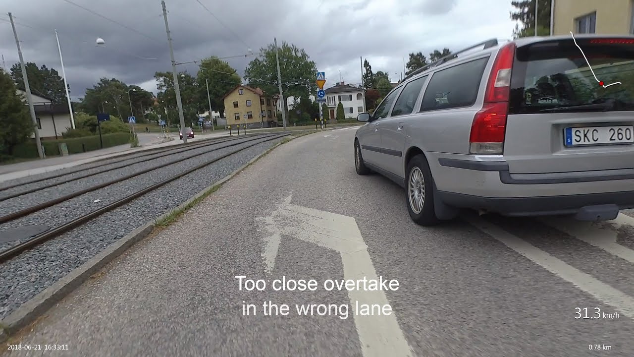 Horn Abuse and Bad Overtake - YouTube