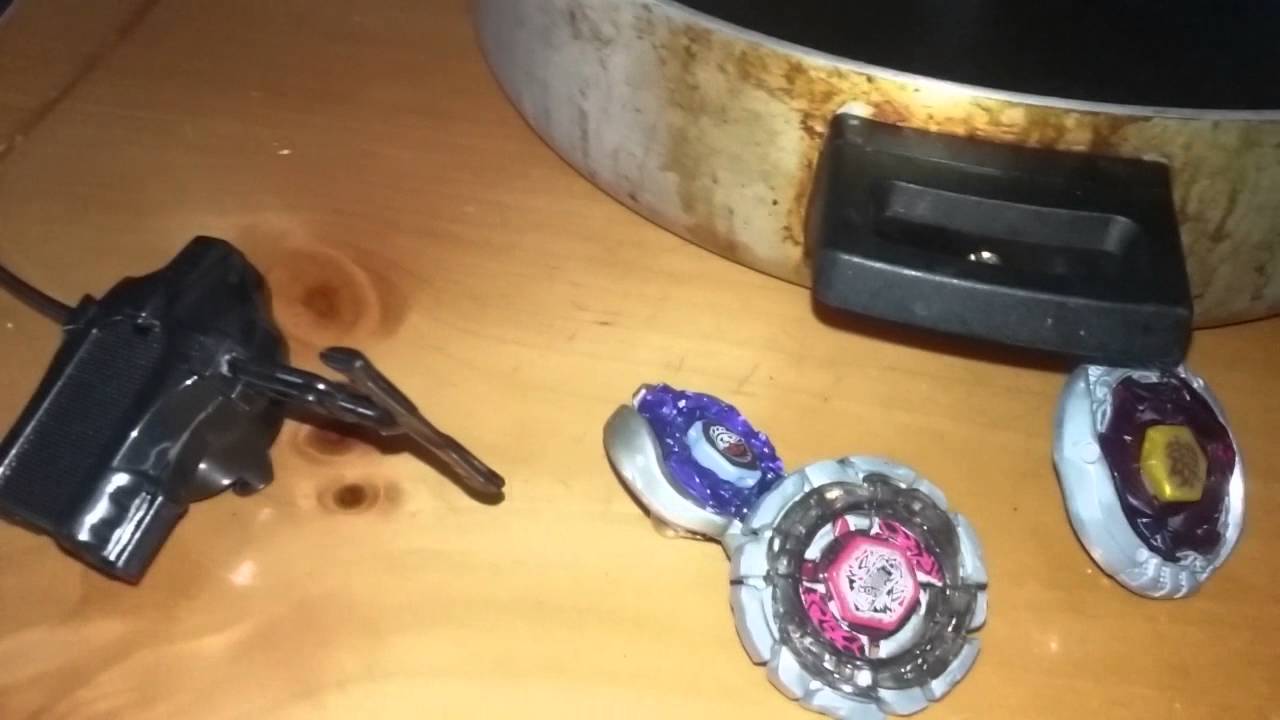 Beyblade battle of doom - YouTube