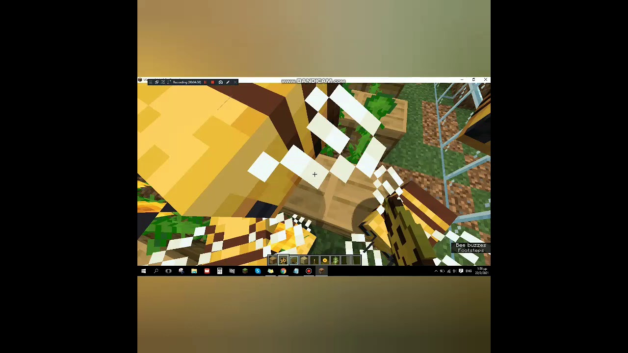 Creating a small apiary in Minecraft. - YouTube