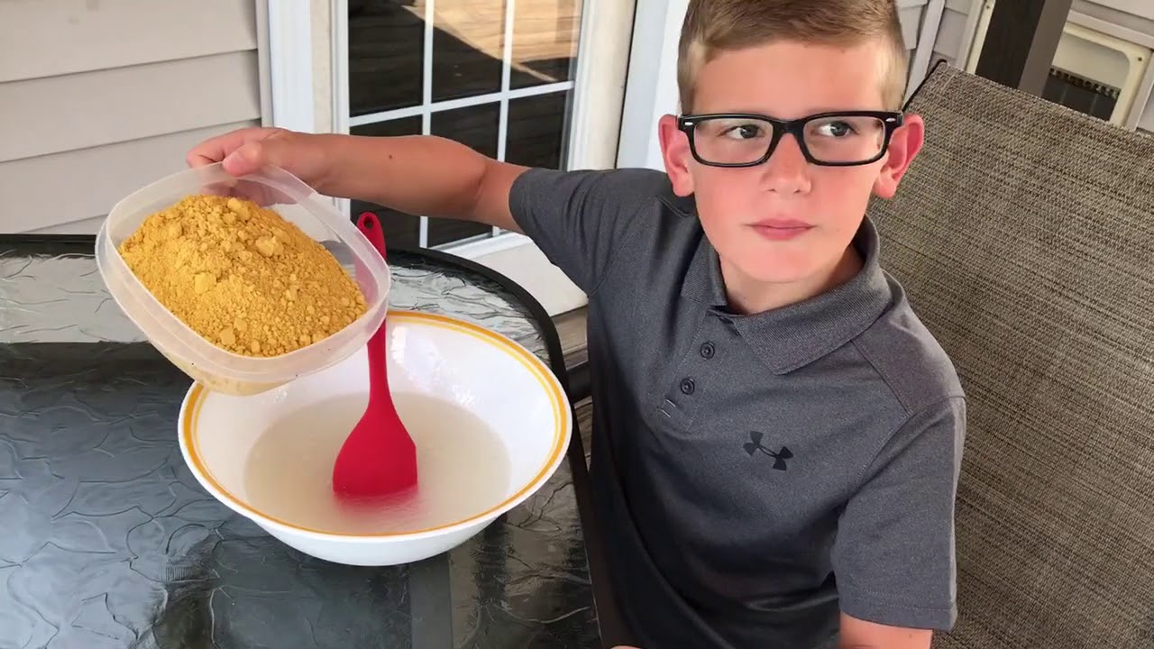 Jayden's Bees - Make Your Own Pollen Patties - YouTube