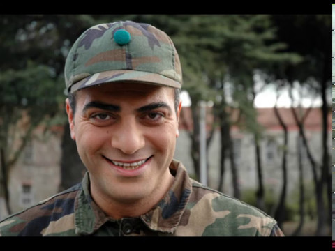 Tolga Çebi - Deliler (Emret Komutanım Orijinal Film Ve Dizi Müzikleri)