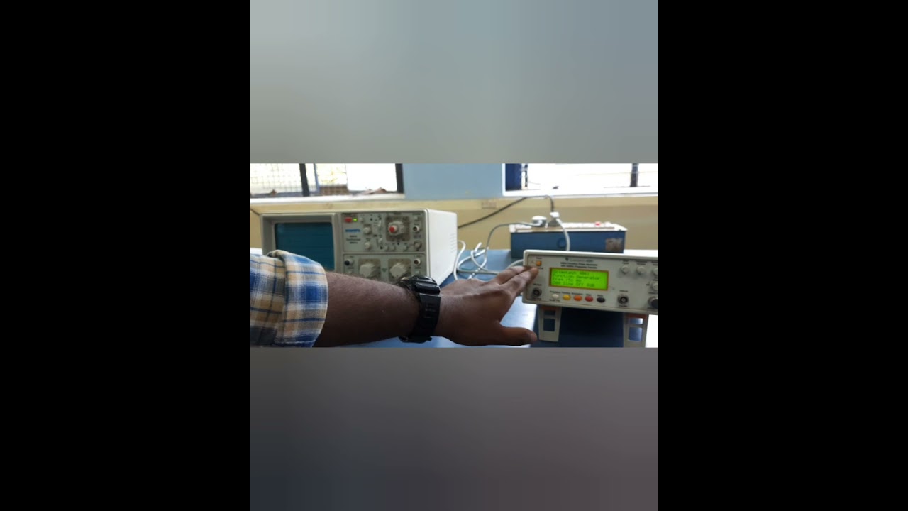 CRO Experiment from Electrical and Electronics Engineering practices ...