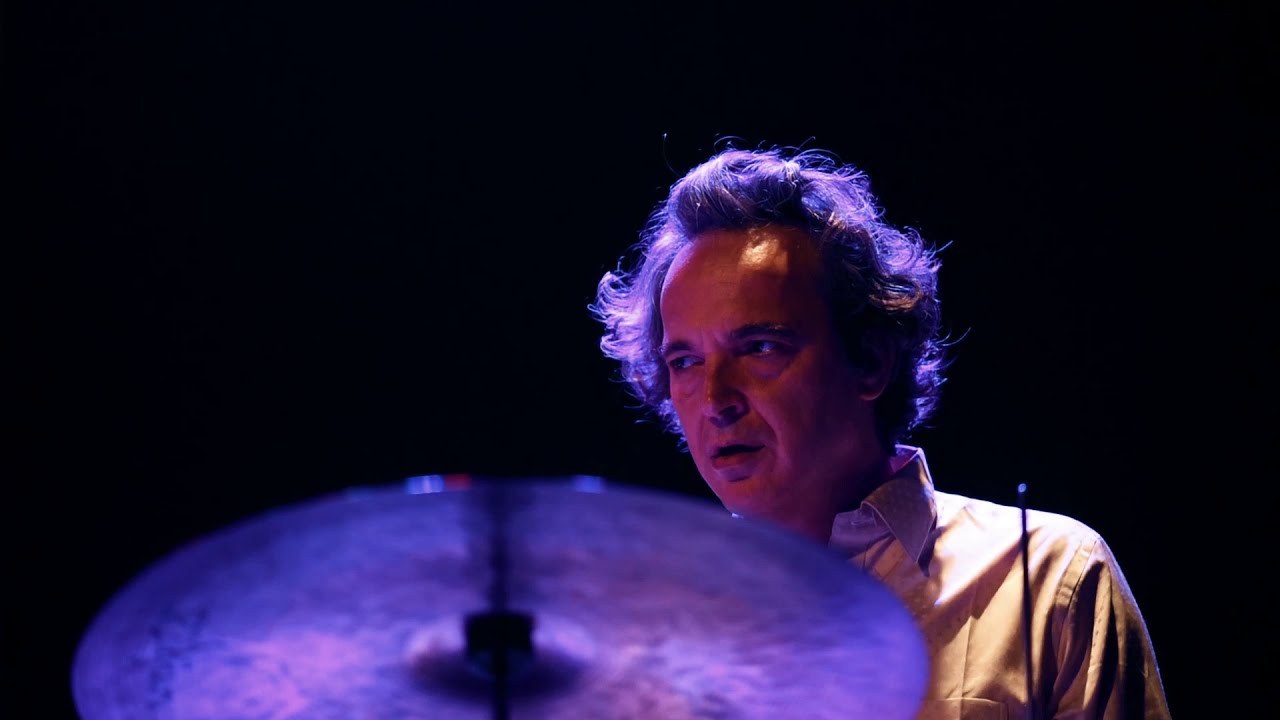 Mujo kuje live at Porgy and Bess - YouTube