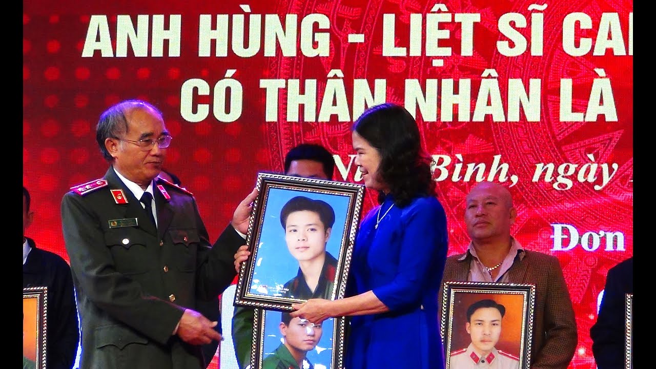 80 GIA ĐÌNH ANH HÙNG, LIỆT SỸ được trao tặng Di ảnh liệt sỹ (Trích phần ...