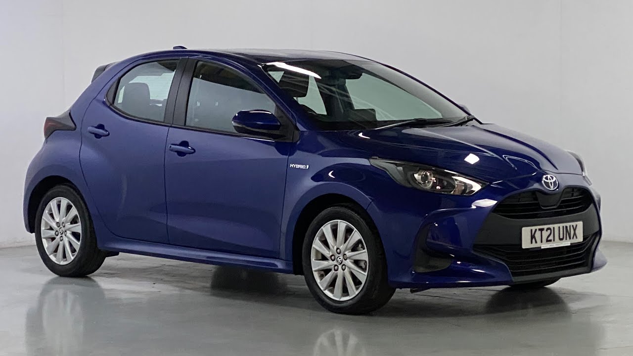 TOYOTA YARIS ICON HEV KT21 WALK AROUND - YouTube