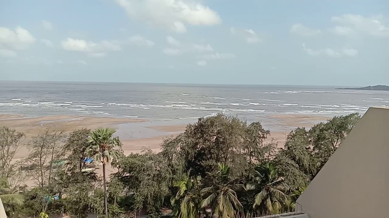 View of Arabian sea - YouTube