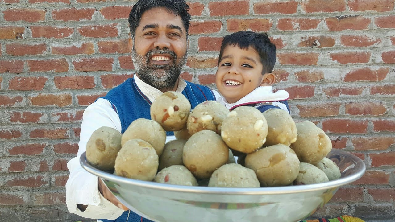 Chawal ki Pinniyan Easy And Desi style/Rice Flour Laddu/Chawal Atta ...