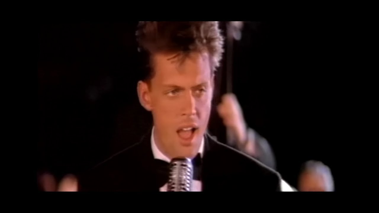 Luis Miguel - "Contigo En La Distancia" (Video Oficial) - YouTube Music