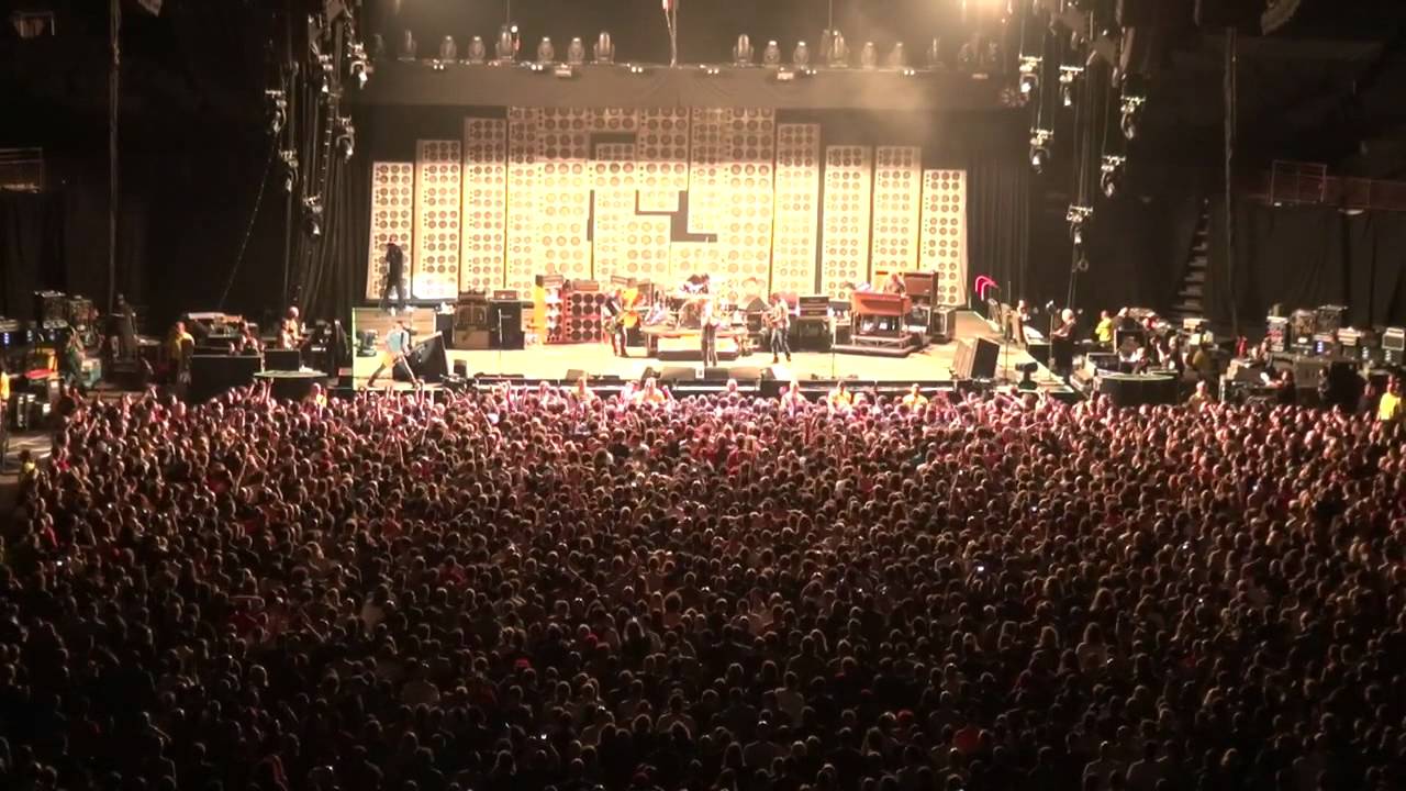 save you - pearl jam live @ manchester arena 20120621 - YouTube