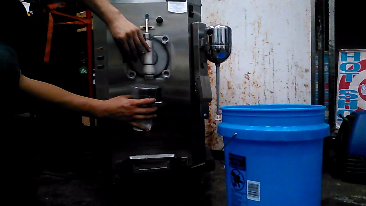 Taylor 430 1ph 115 Volt air Cooled Frozen Drink Machine J6110779 - YouTube