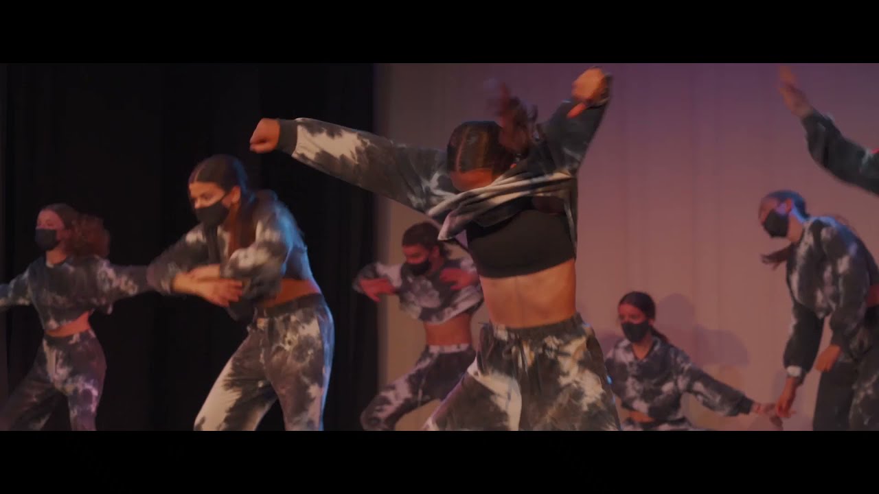 Slam Dancing Teens - YouTube