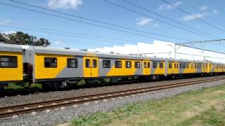 SOUTH AFRICAN TRAINS: METRORAIL @transnamibnel