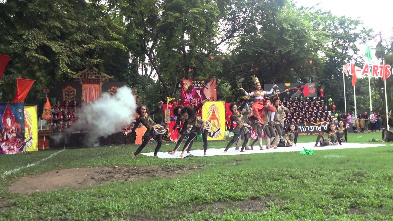 สแตนและหลีดมือของสาขาวิชาการโรงแรม RMUTK 2013 - YouTube