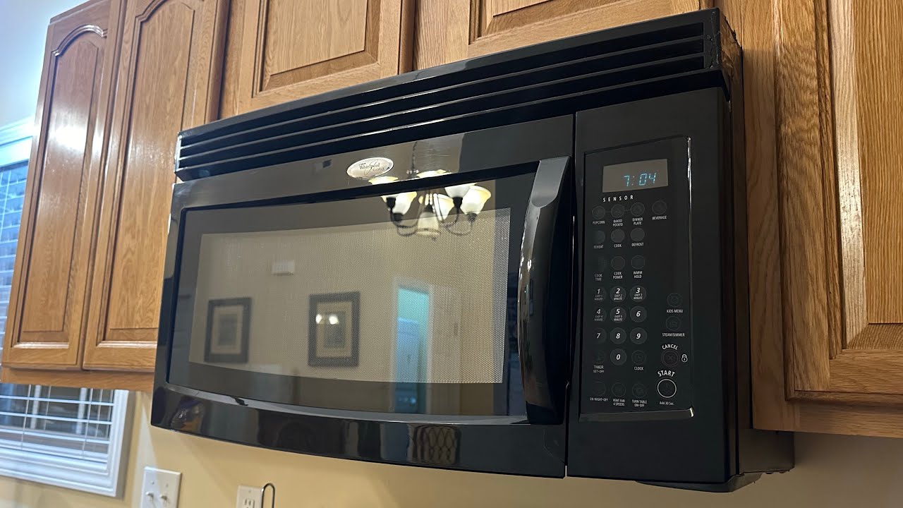 Whirlpool Gold GH4184XSB-1 Microwave Oven - YouTube