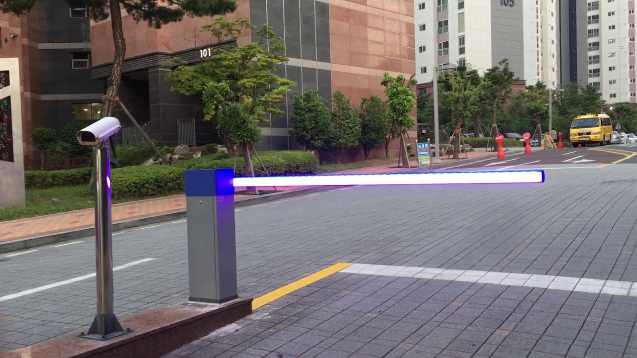 COLOR lights BAR of barrier gate - YouTube