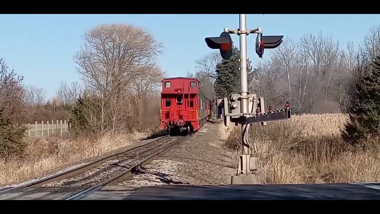 New Hope & Ivyland Railroad 8218 / Lahaska - YouTube