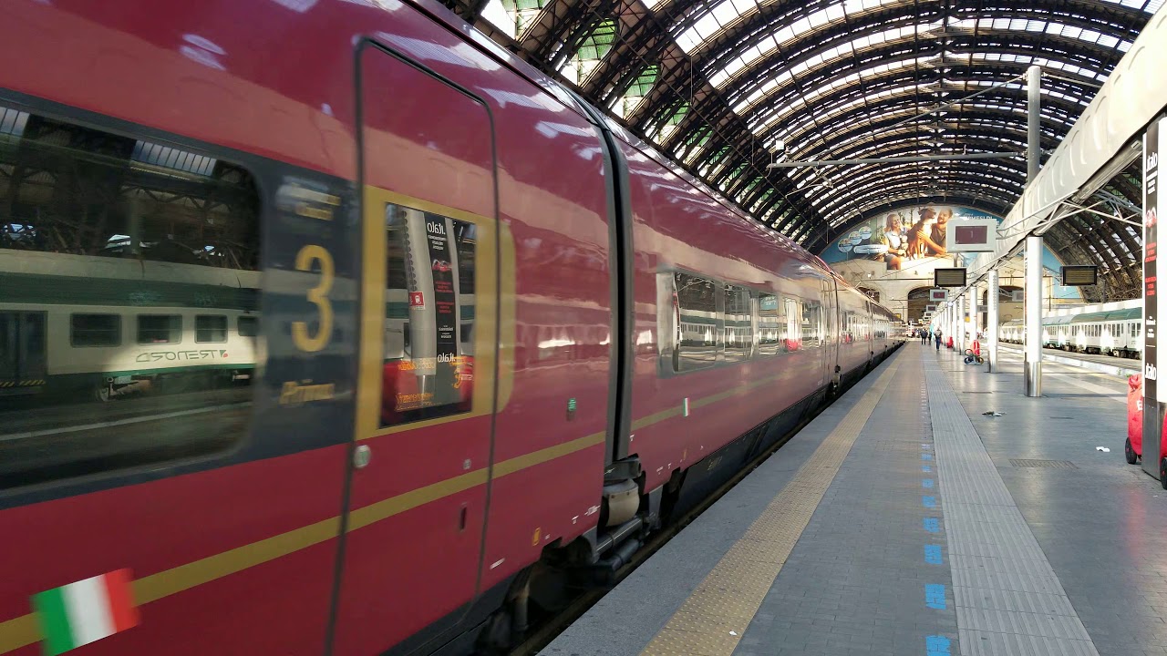 UltraHD 4K AGV Italo ETR575-20 with train AV 9915 Milano-Salerno - YouTube