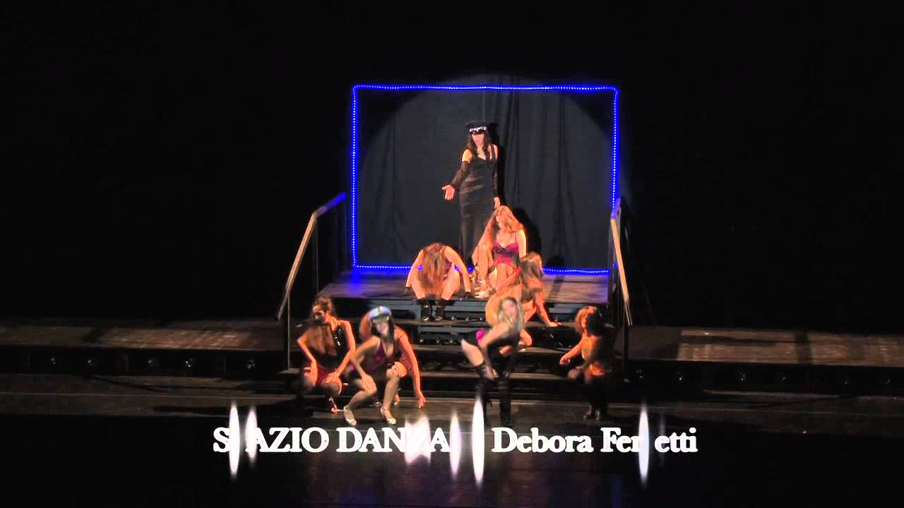 Tratto da "Burlesque" - Spazio Danza di Debora Ferretti - YouTube