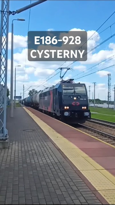 Traxx CU z beczkami #kolej #train #pkp #trainspotting #pociąg #railway #shorts - YouTube