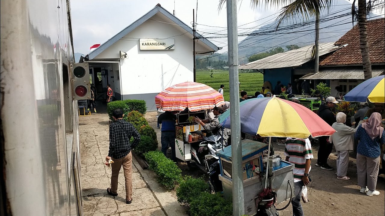 Ternyata ini Rahasianya Kenapa Banyak yang Berangkat Ke Stasiun Kereta ...