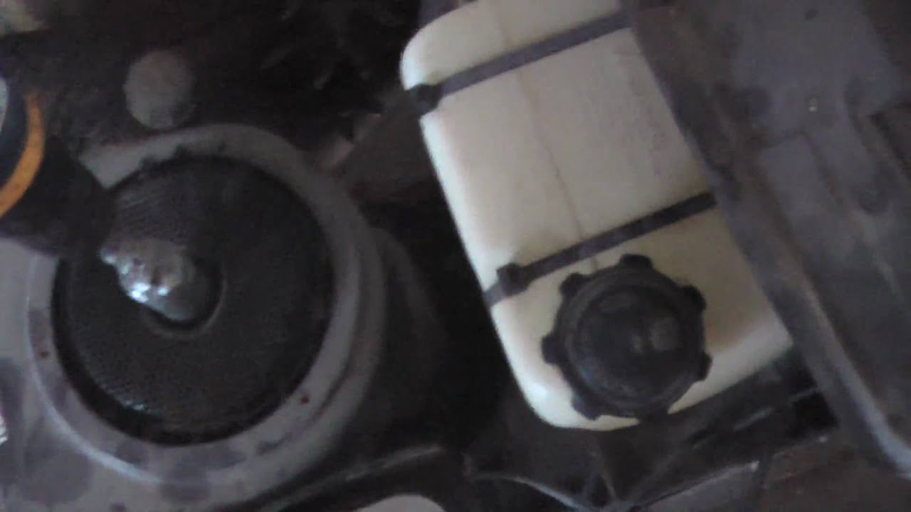 Drill Starting a 12HP Engine - YouTube