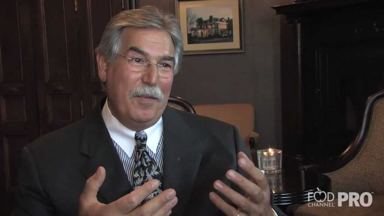 A Food Channel Pro: Bruce Taher - YouTube