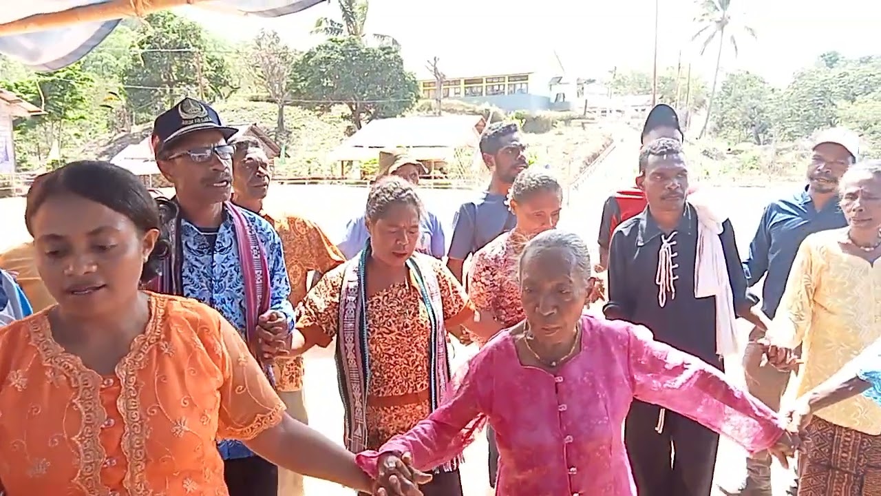 Tarian Adat lego-lego || Syair dan Pantun Kuneman Alor Selatan || Alor ...