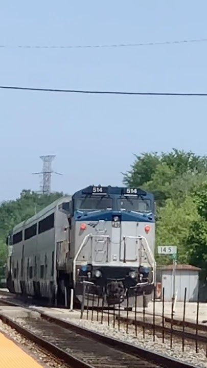 AMTK 518 and 514 (Dash 8 Duo) on A1333 to St. Paul, MN #trains #railfan #amtrak - YouTube