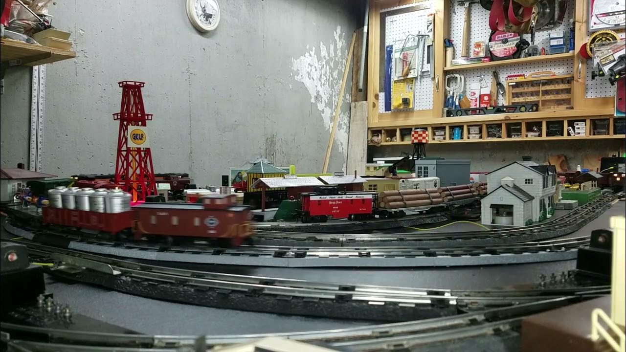 American Flyer: AC Gilbert TP GP7's & LTI Flyer Chief BM GP7 & PRR S-8 Power Leading the way ...