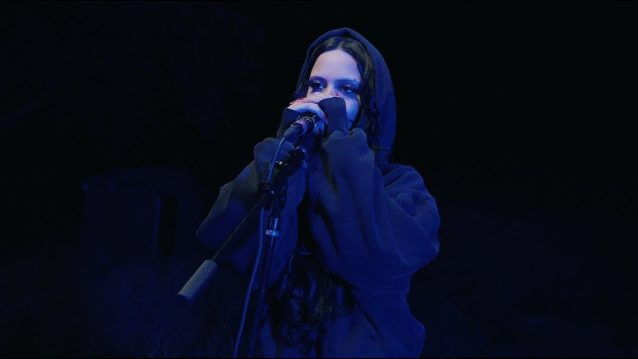 Amira Elfeky - Tonight (performance) - YouTube