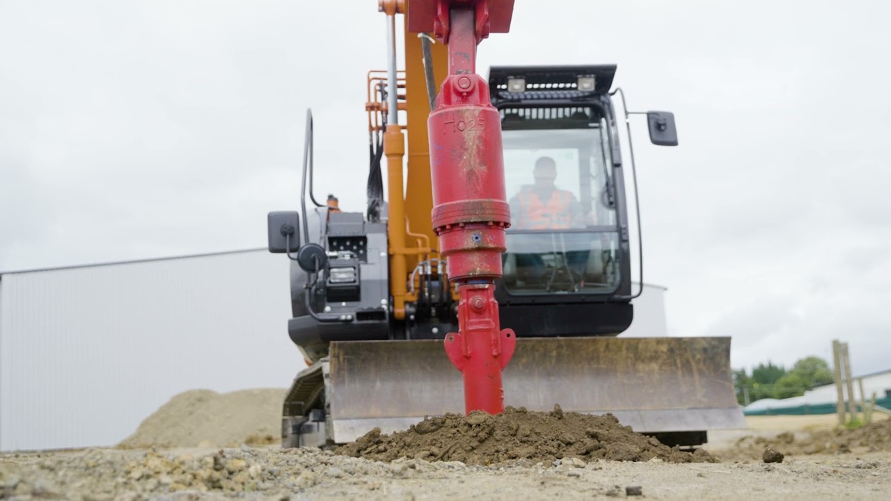 Robur Hire Attachments in Action - Drilling Equipment - YouTube