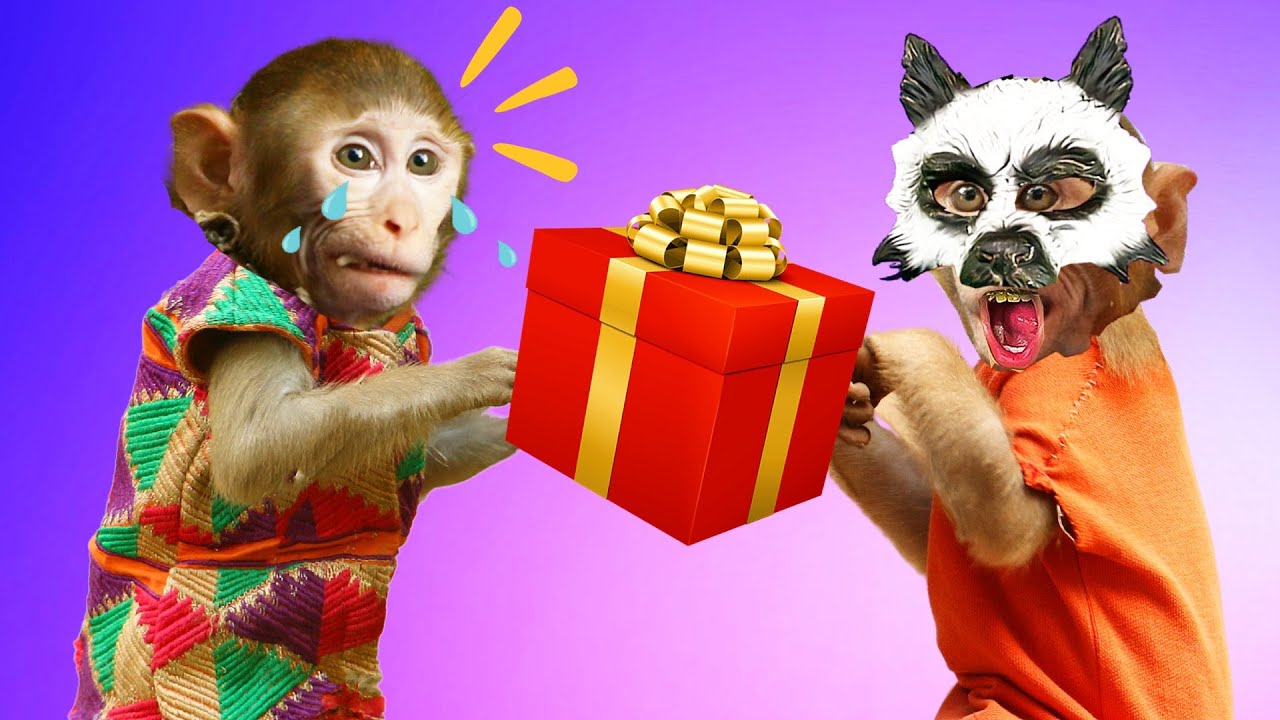 Bad Wolf give me my Gift ! | Nursery Rhymes and Kids Songs - YouTube