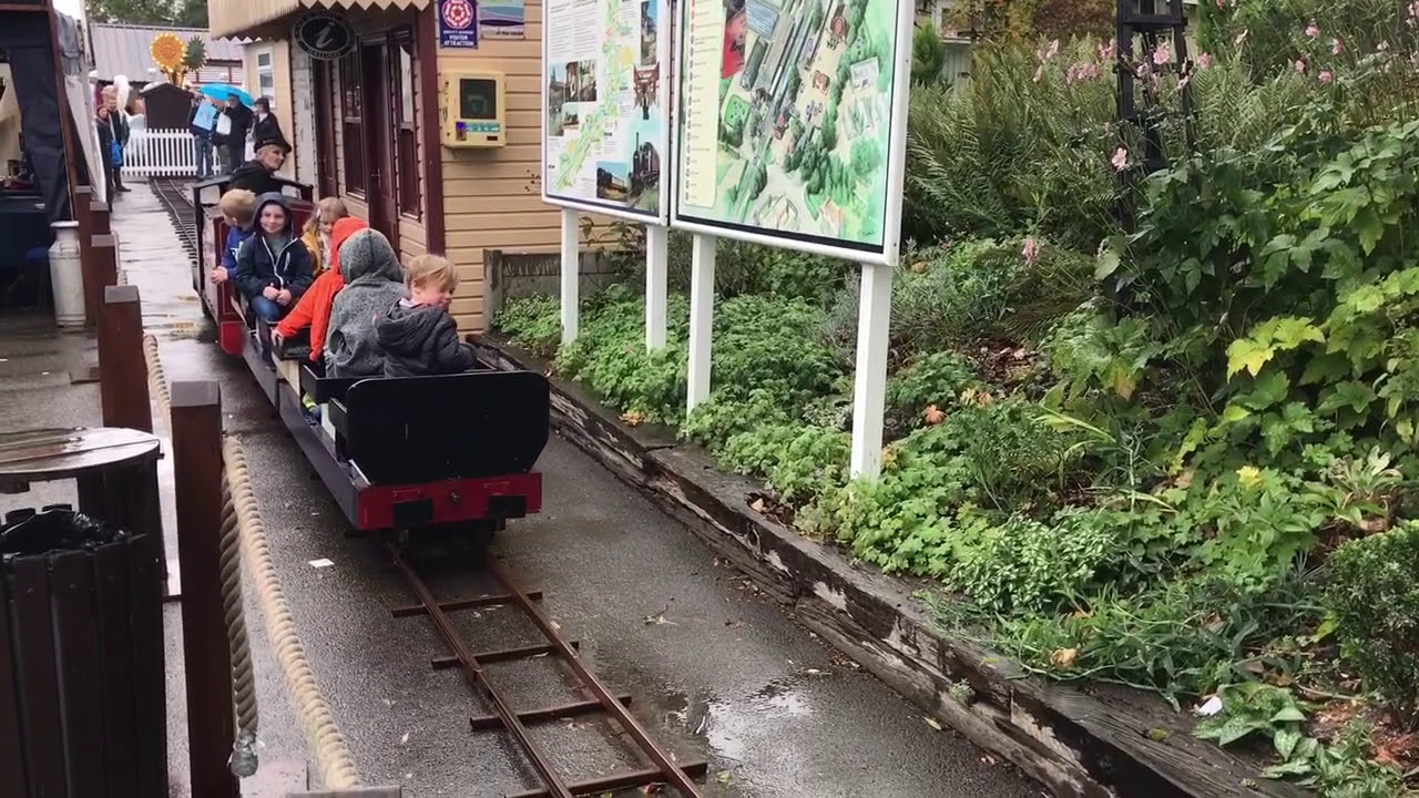 Miniature Railway at Kent and East Sussex Railway - YouTube