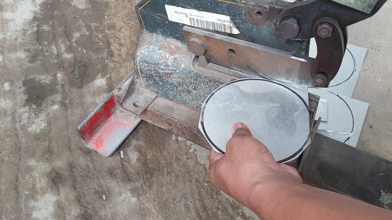 How to use manual cutting plate tool - YouTube