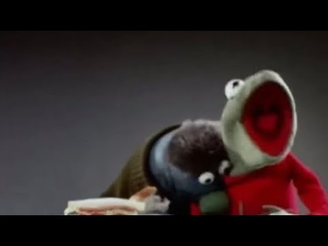 The funniest clip ever, try not to laugh! - YouTube