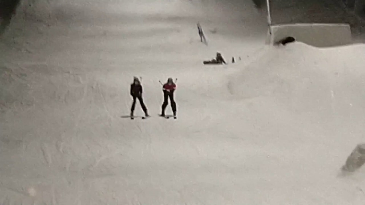 SnowPlanet Amsterdam - YouTube